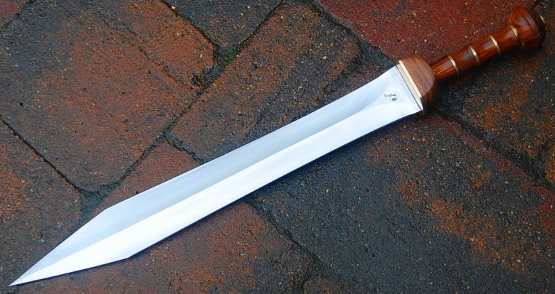 Glaive romain - stage de forge, coutelier, au fil de la lame